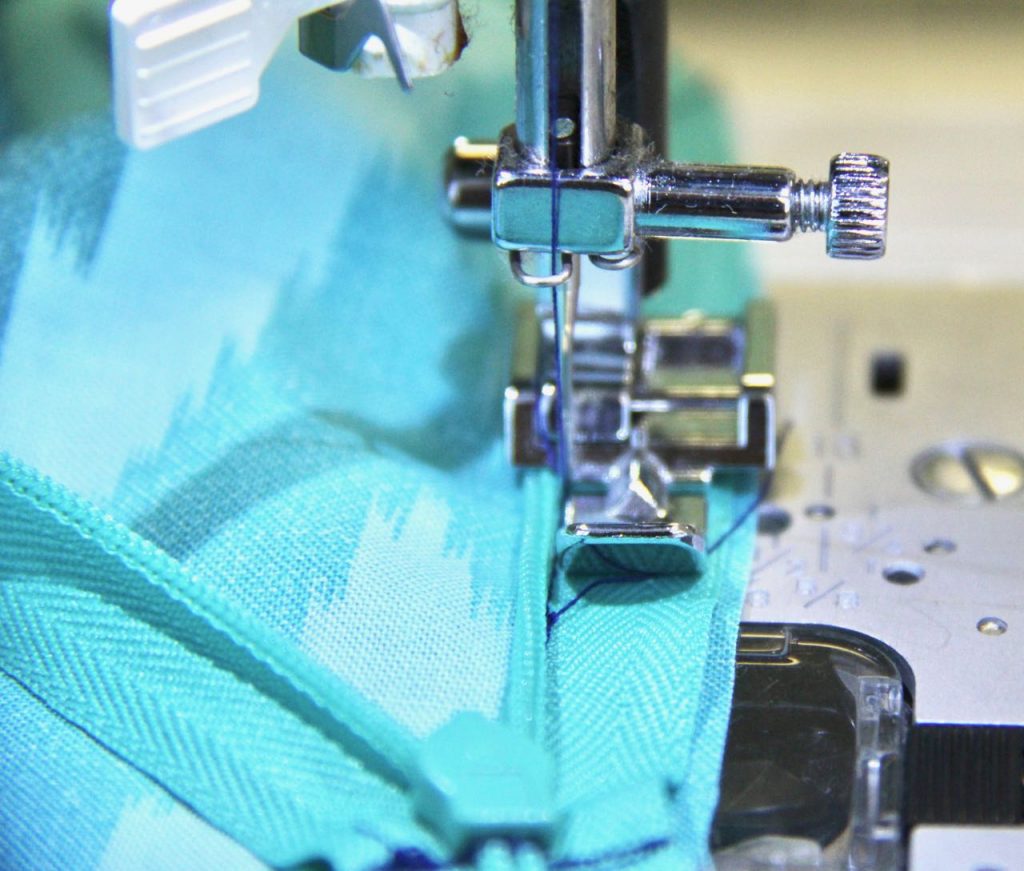 Zipper Basics - League of Dressmakers