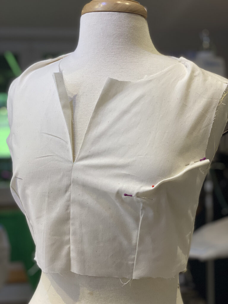 Full or small bust adjustment - League of Dressmakers