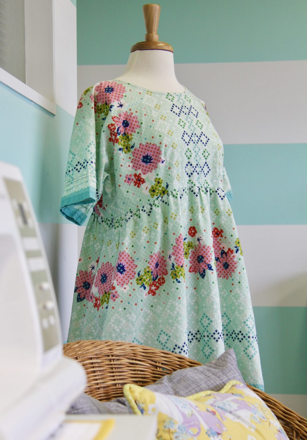 HOW TO SEW CLOTHES - League of Dressmakers